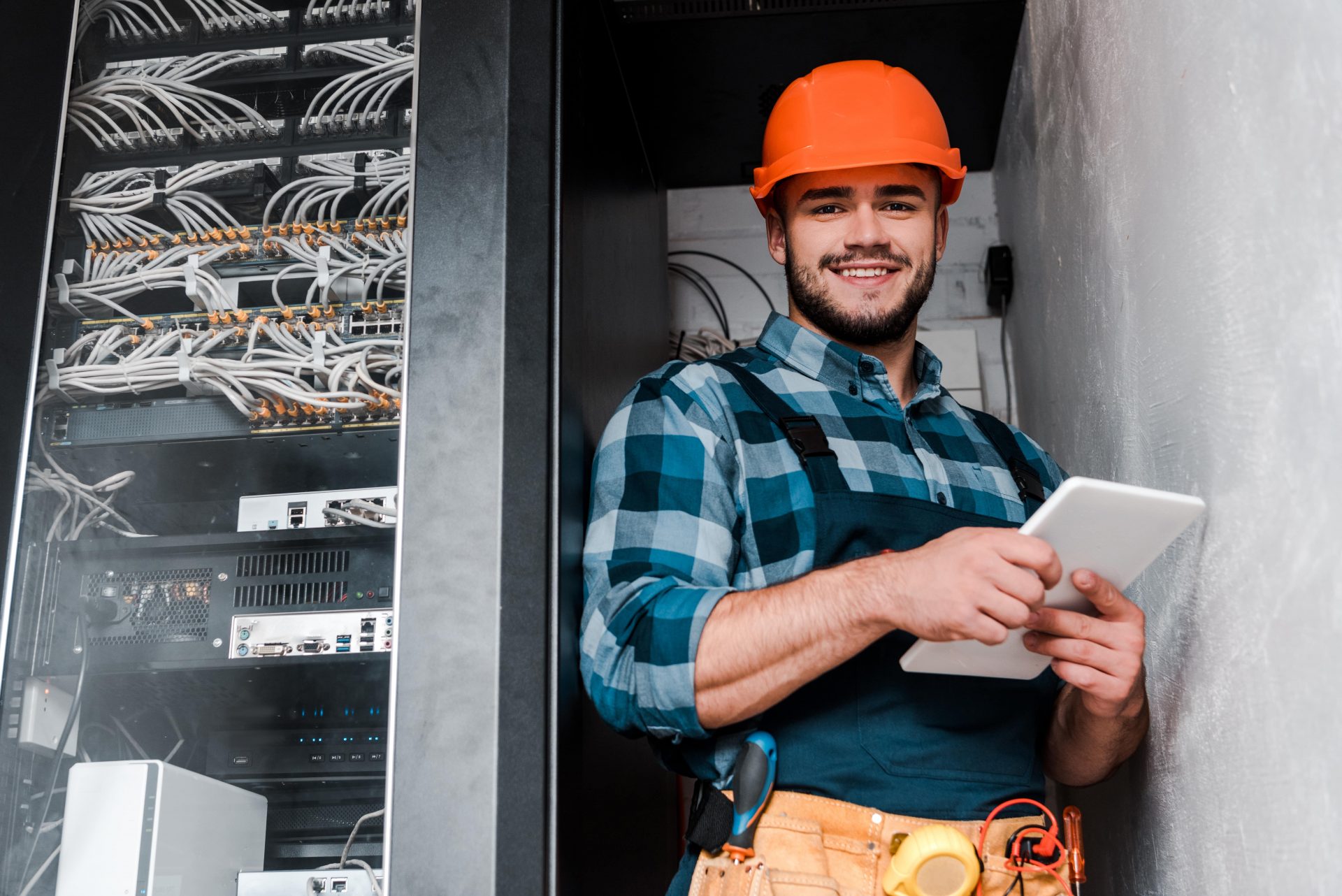 Control Panel / Cabinet Builders (€510 – €560 per week) | Robin